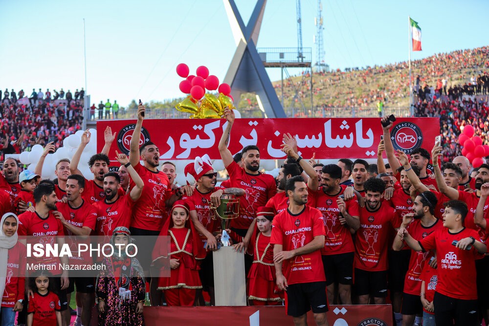 جشن قهرمانی تراکتور از خوزستان تا آذربایجان